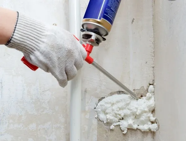 PU Foam-Crack Filler Spray Crack Filler | SY Bazzar